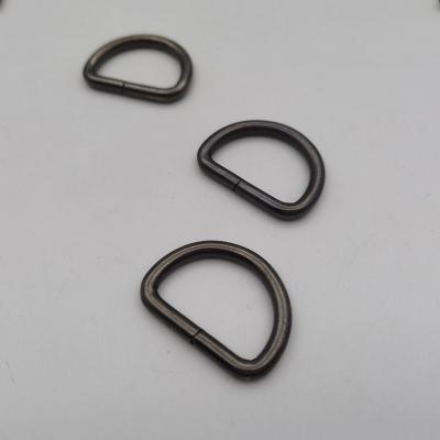 China 32.6mm Adjustable Triangle Plastic D Ring Buckle For Suitcases for sale