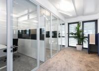 China Factory Direct Supply Pre-fabricated Glass Partition Wall For Office Meeting Hotel House for sale