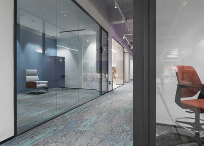 China Office Partition Walls Redefining Workspace Design For Modern 108mm Thickness Frameless Or Framed for sale