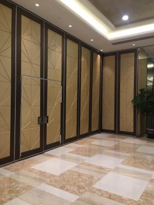 China Ultrahigh Movable Partition Walls Super High More Than 4m Smoothly Movable Auto Turn Corner for sale