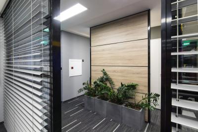 China Aluminum Frame Smart Glass Partition Wall with Dimming Control for sale