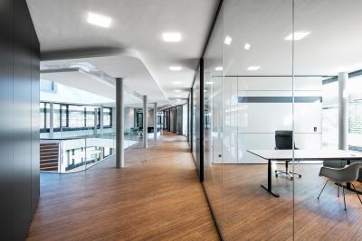 China 12mm Clear Tempered Glass Partition Wall with Aluminum Frame for sale