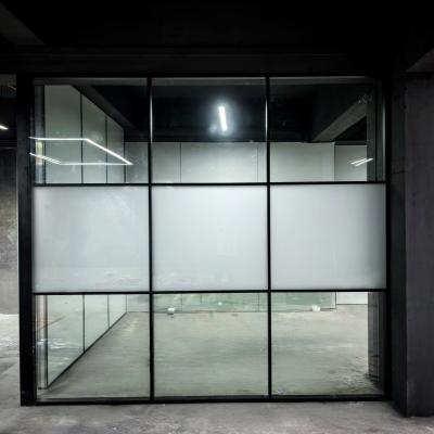 China Layered Partition Wall With Non-full Height With Different Levels Glass Partition With Frosted Glass for sale