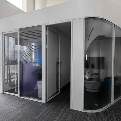 China Double glass acoustic partition wall optimized space efficiency for workstations meeting rooms executive suites for sale