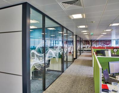 China Customizable Aluminum Glass Partition Walls for Modern Offices for sale