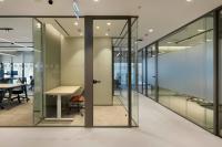 China Customizable Aluminum Frame Glass Partition Wall 25-60mm Thickness for sale