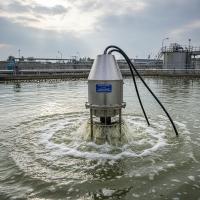 China 075 to 55 KW Power Rating Submersible Aerator 3 Phase Suitable for Continuous in Aeration Ponds and Biological Treatment for sale