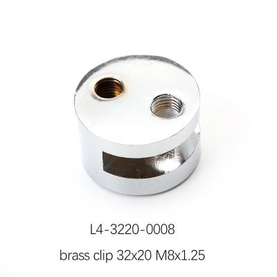 China 32x20mm M8x1.25 Brass Grip Connector Precision Machined Corrosion Resistant Lighting Fixture Part for sale