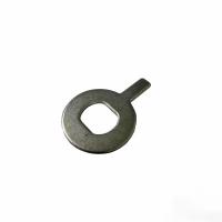 China Iron Sheet Chrome Plated Connector 21x31x1mm for Lighting Fixture Hardware for sale