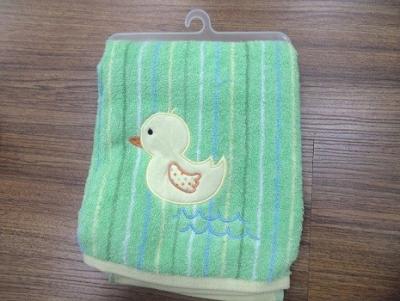 China Custom 100% Cotton Jacquard Bath Towel with Duck Embroidery for Children Wholesale 70x140cm for sale