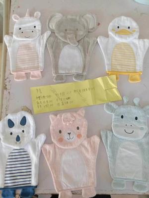 China Cotton Terry Cloth Baby Wash Mitt 1600 Pcs Embroidery Washing Mitt Soft Absorbent for sale