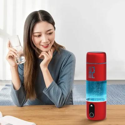 China SPE Hydrogen Water Generator Bottle 230ml with 2200mAh Battery and 4000-5000 ppb Concentration for sale