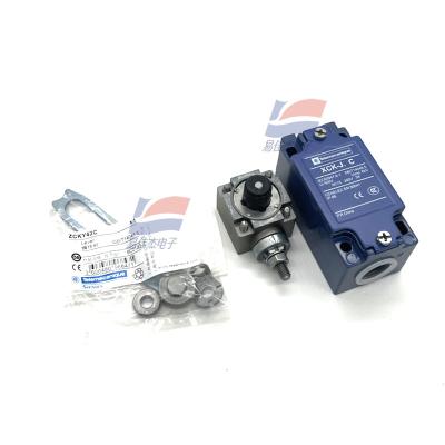 China XCKJ10543 Rotary Head Limit Switch with 2-Pole Configuration and Variable Length Roller Lever for 9-12mm Cable Glands for sale