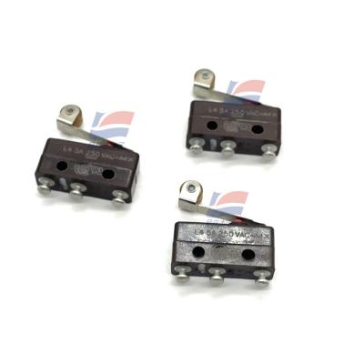 China MICRO SWITCH 111SM2-T SPDT Snap Action Limit Switch with 5A 250VAC Rating and Roller Lever Actuator for sale