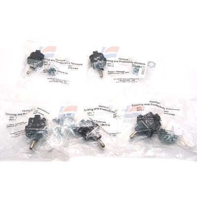 China 1NT1-1 1NT1-2 1NT1-3 Toggle Switch IP67/IP68 20A 277VAC for Aerial Lifts and Outdoor Equipment for sale