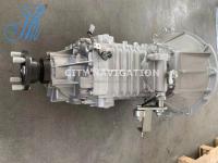 China Manual Transmission Gearbox Assembly for JMC ISUZU VAN Cargo Truck 2.4L Diesel Engine for sale