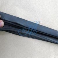 China ELF Pickup Car Spare Parts Door and Window Glass Rubber Seal Strip for ISUZU D-MAX for sale