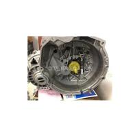 China Manual Transmission Gearbox for Chevrolet Sail 1.4L 2010- Top-Notch Performance for sale