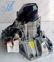 China Professional and TIIDA HR16 Car Fitment Manual Transmission Gearbox for Nissan Tiida for sale