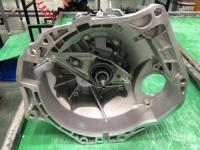 China DFSK C37 Mini Bus Auto Accessories Manual Transmission Gearbox for Rear-Placed Engine for sale