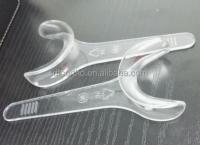 China Orthodontic Materials DTC Cheek Retractor for Dental Procedures in Large/Small Size for sale