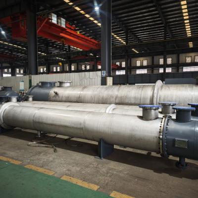 China Anode Protection Sulfuric Acid Cooler 96% 399m2 Shell and Tube Heat Exchanger 316L for sale