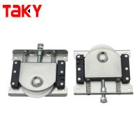 China Soft Lose Plastic Roller Fittings for Modern Design Wardrobe Sliding Door in Hotel for sale