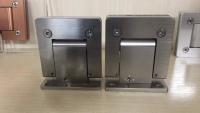 China 90 Degree Hydraulic Shower Hinge for Normal Bathroom Glass Door in Sliver Aluminium for sale