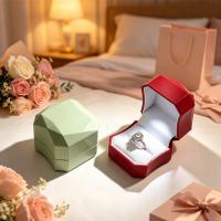 China Luxury Faceted Illuminated Engagement Ring Box Multi Color Jewelry Box With Led for sale