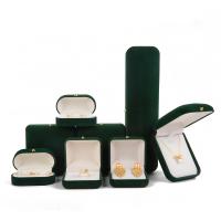 China Luxury Dark Green Velvet Jewelry Box For Rings Earrings Bracelets Vintage Style for sale