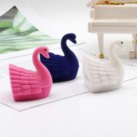 China Custom Color Hinged Flocked Jewelry Box Swan Shaped Jewelry Packaging Box for sale