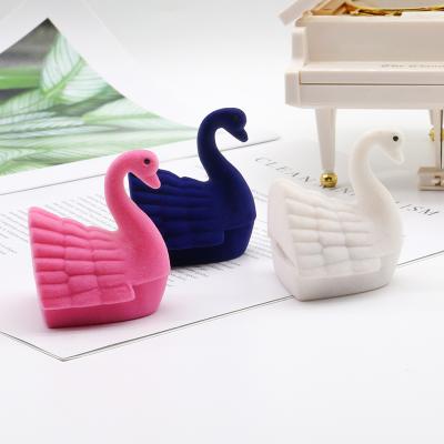China Custom Color Hinged Flocked Jewelry Box Swan Shaped Jewelry Packaging Box for sale