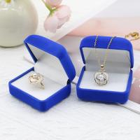 China Minimalist Velvet Necklace Box Velvet Earring Box Simple Design With Custom Colors for sale