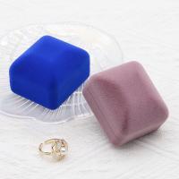 China Minimalist Velvet Necklace Box Velvet Earring Box Simple Design With Custom Colors for sale