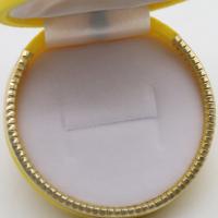 China Customizable Velvet Ring Boxes Small Beautiful Round Jewelry Boxes In Various Colors for sale