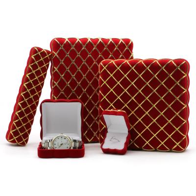 China Luxurious Red Velvet Jewelry Box Vintage Jewelry Box For Presenting Your Treasures for sale