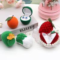 China Various Styles Velvet Flocked Jewelry Box Velvet Double Ring Box For Convenient Packing for sale