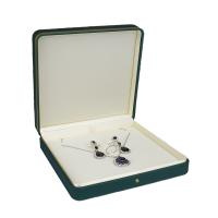 China Luxurious PU Leather Jewelry Box High End Multiple Sizes Sleek Design for sale