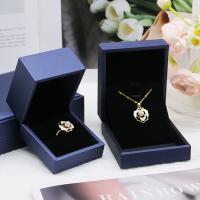 China Luxury Double Ring Necklace Jewelry Box Set Elegant Blue PU Leather Material for sale