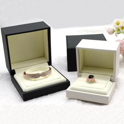 China Custom Logo Jewelry Display Box Leatherette Necklace Box With Textured Matte Exterior for sale