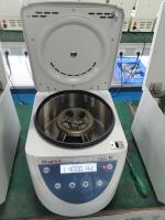 China Cence Laboratory Low Speed Centrifuge With 4*50ml 18*10ml 12*20ml Rotor for sale