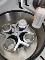 China Laboratory Centrifuge LT53 With Swing Rotor 4x250ml 100ml Angle Rotor 30x15ml 40x15ml for sale