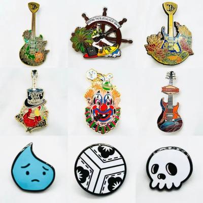 China 1.25 Inch Antique Gold Die Cast Custom Lapel Pin - Metal Badge with Hard Enamel Finish for sale