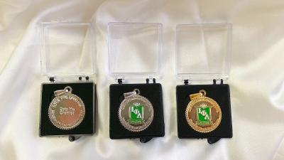 China Custom Gold Plated Zinc Alloy Sports Medal with Soft Enamel for Awards and Souvenirs for sale