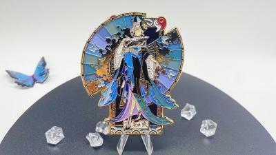 China Custom Zinc Alloy Lapel Pins with 2mm-3mm Thickness and Soft Enamel Finish for Personalized Badges for sale
