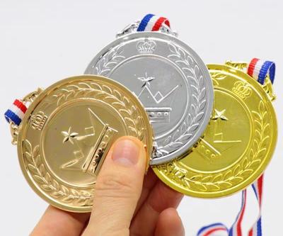 China Custom Design Zinc Alloy Die Cast 3D Football Medal for Sport Awards for sale