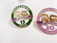 China Custom Hard Enamel Lapel Pin with 1.5mm Thickness and Butterfly Clutch for Business Gifts for sale