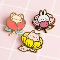 China Custom 35mm Lapel Pin with 1.5mm Thickness and 5-7 Working Days Sample Time for sale