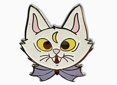 China Custom Lapel Pin with Gold Spinning Design Cartoon Anime Theme and Customized Logo Metal Badge for sale