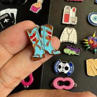 China Custom Metal Phone Sticker – Unique Souvenir Pendant Badge Design for Mobile Phone Decor for sale